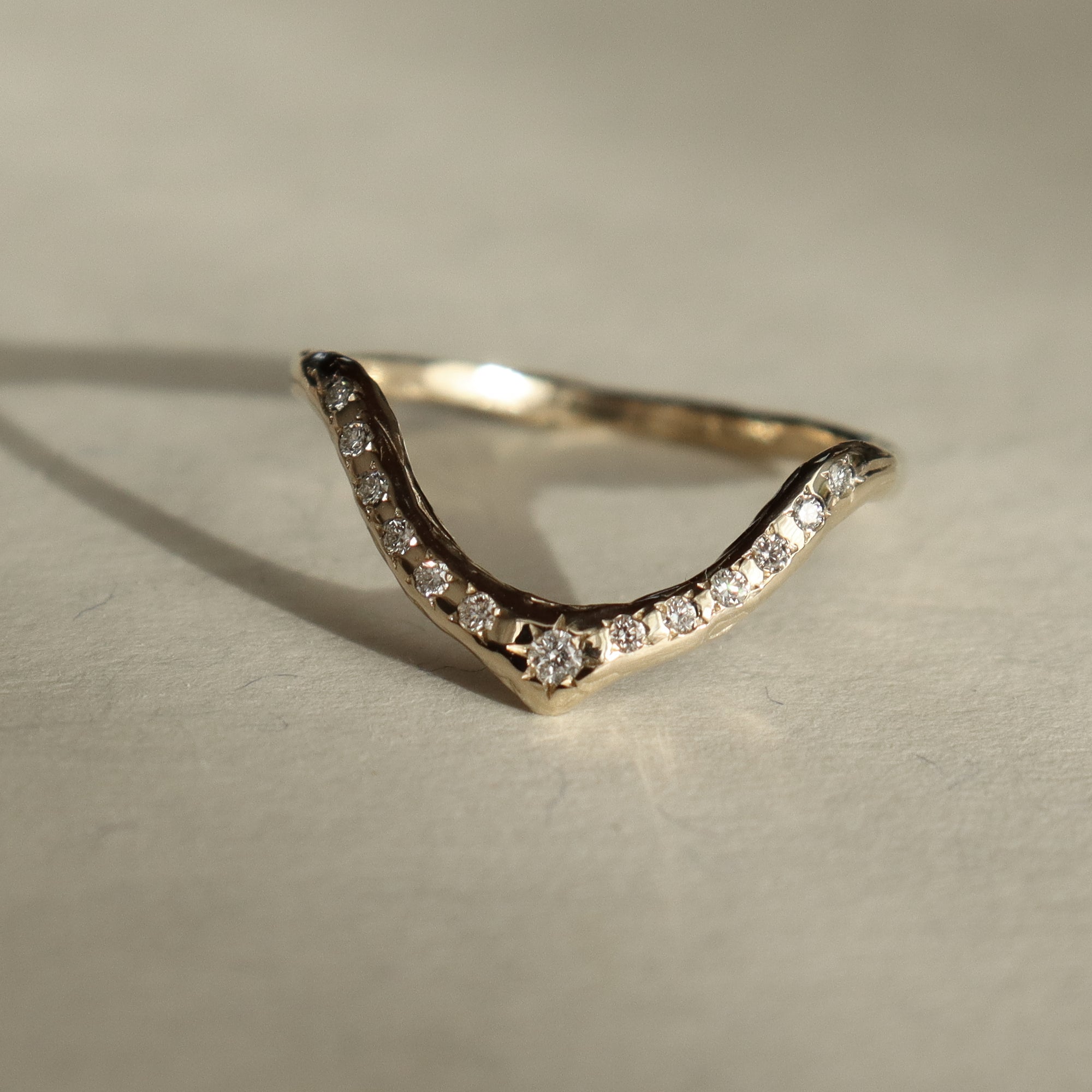 The Summit Band | Diamonds, 14k gold – From Isla