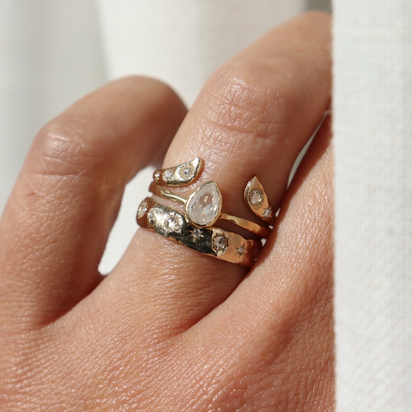 The Vale Band | Diamonds, 14k gold – From Isla