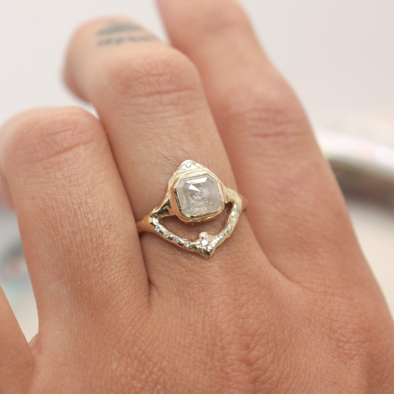 Starfall Ring | Icy Diamond and White Diamonds, 14k Gold – From Isla
